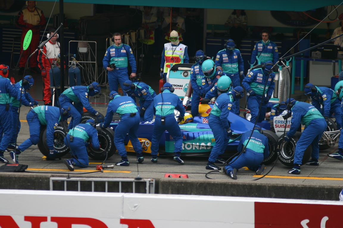 F1 JAPAN GP ( SUZUKA 10-11-12 October 2003)