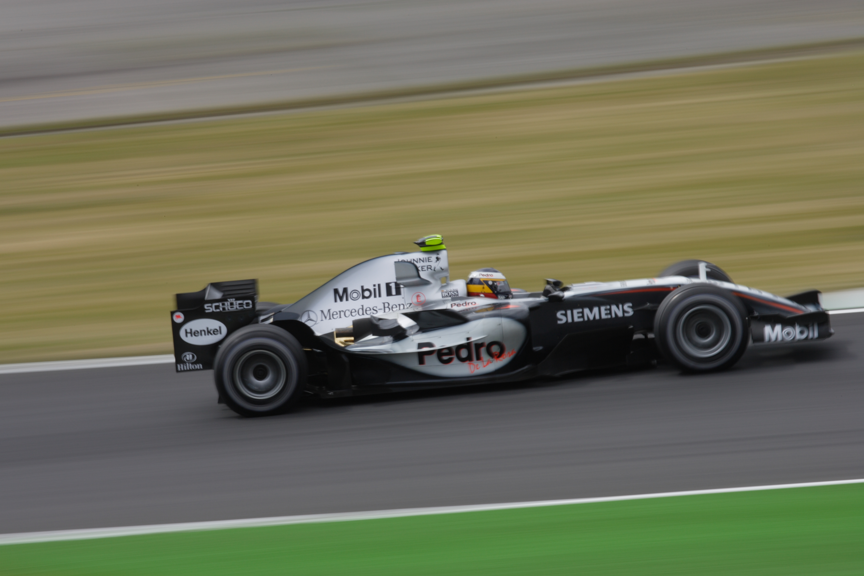 F1 JAPAN GP (07-08-09 October 2005)