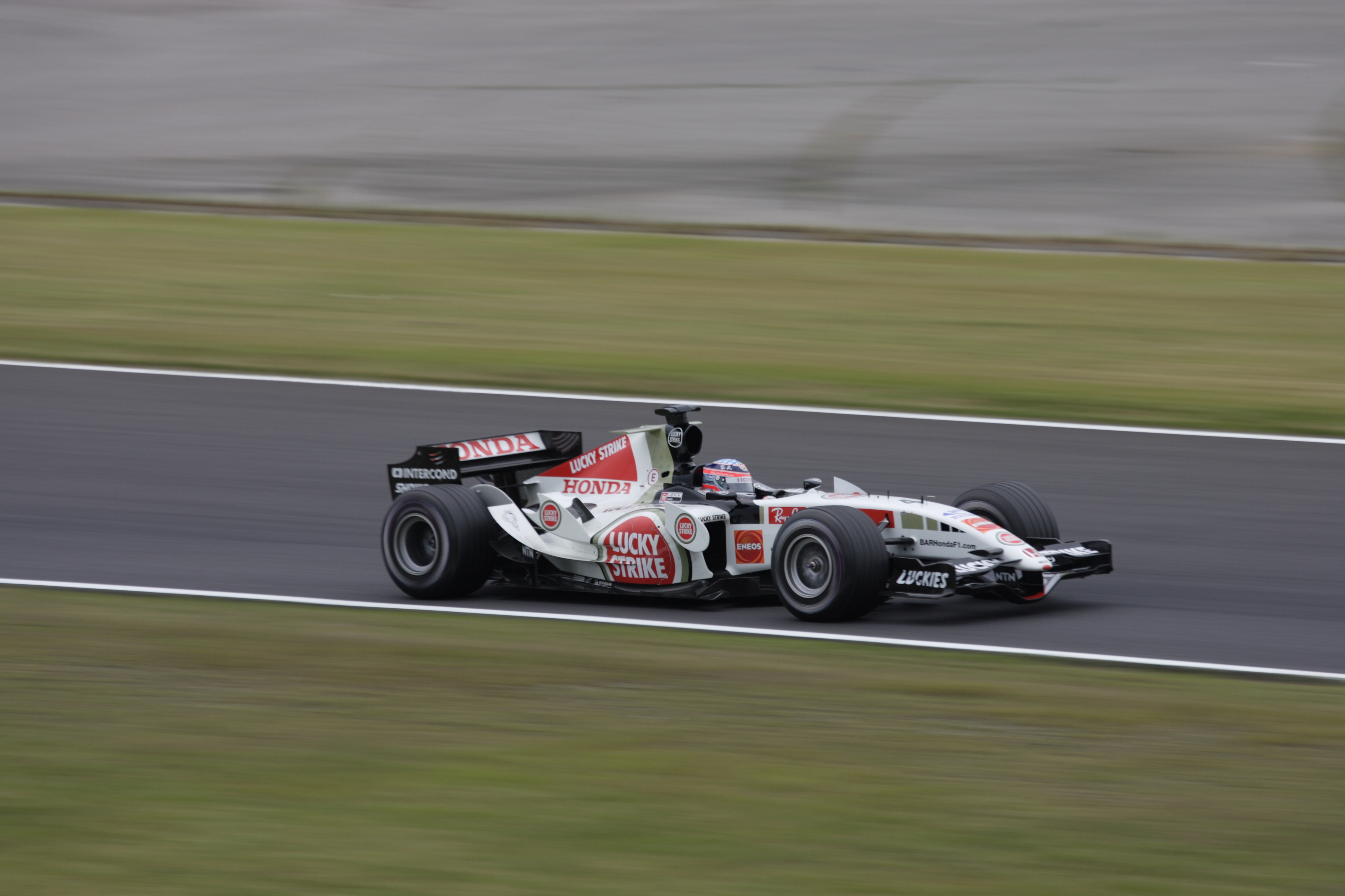 F1 JAPAN GP (07-08-09 October 2005)